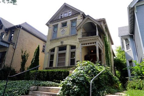 Restored Milwaukee Victorian Home Filled With Antiques Modern Pieces