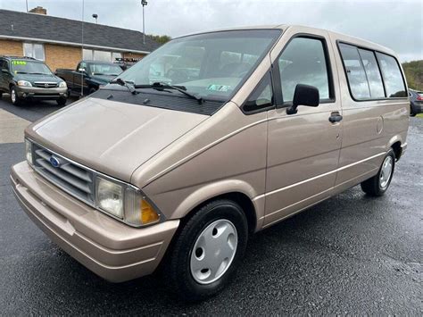 1995 Ford Minivan