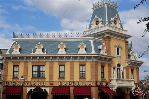 Disneyland Emporium On Disneylands Main Street Usa