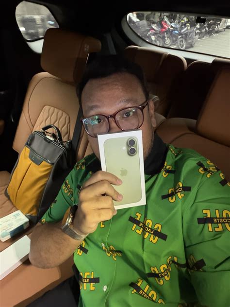 Jeruz Gabriel Jeruz Gabriel Tech Travel Lifestyle