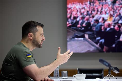 Російська агресія не зупиняється ні на день тож не має зупинятися й тиск на Росію і це може