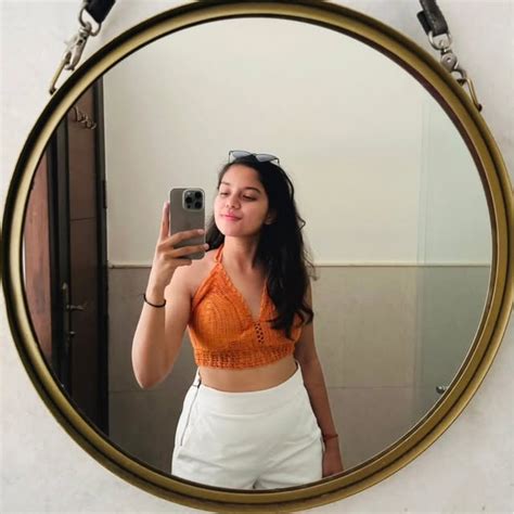 Sakshi Kinhikar 🎀 Sakshi42 • Threads Say More