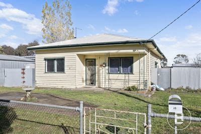 Explore Ballarat Street Talbot Vic 3371 Au