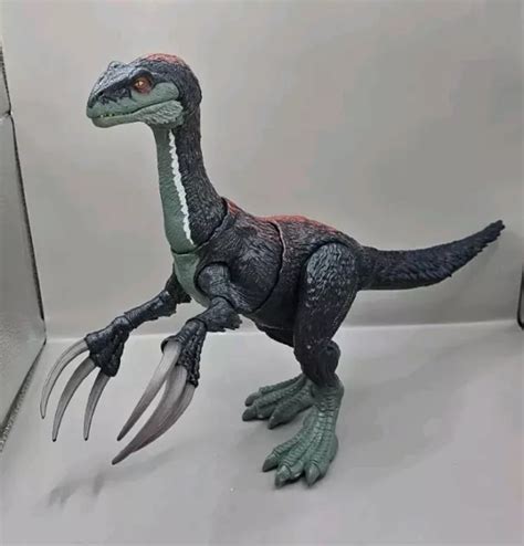 Jurassic World Dominion Sound Slashin Therizinosaurus Dinosaur Toy