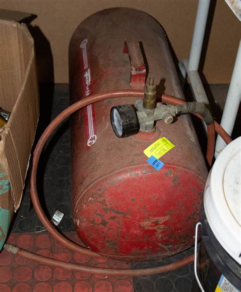 Red Metal Air Compressor