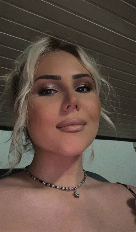 The Face Of A Girl Whos Been Sober For 8 Weeks Super Proud Of Myself