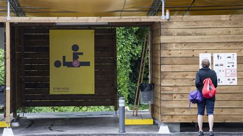 10 Jahre Strichplatz In Zürich Wie Sex Boxen Das Zürcher Prostitutionsproblem Entschärfen