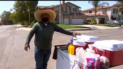 Neighborhood Helps Take Down Street Vendor Attackers Nbc Los Angeles