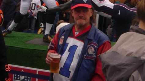 Daniel Wills Is Fundraising For Macmillan Cancer Support