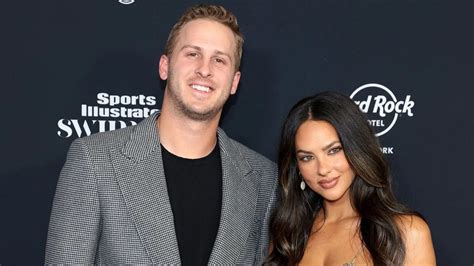 Pics Jared Goffs Wife Christen Harper Shows Off Gameday Fit For Lions