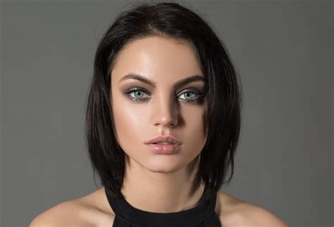 20 Fascinating Looks With Black Hair And Blue Eyes