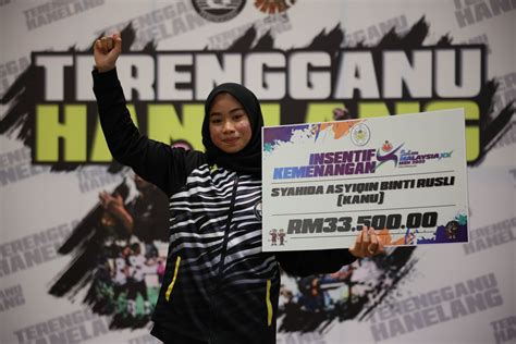 Syahida Asyiqin Tekad Bersara Awal