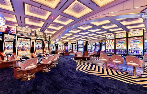 Resorts World Las Vegas The Strips Newest Hotel Is Full Of Superlatives
