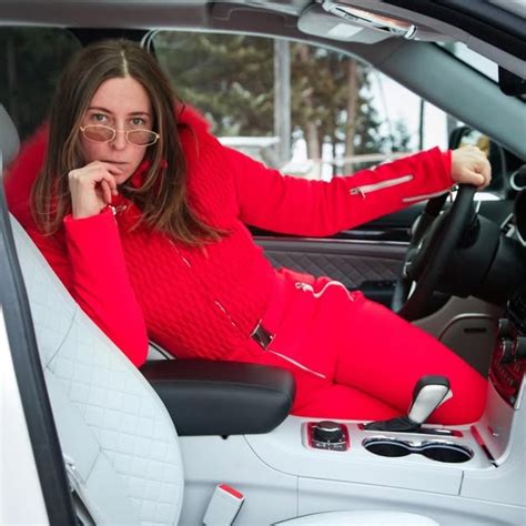 Katie Burrell Katieburrelltv • Instagram Photos And Videos