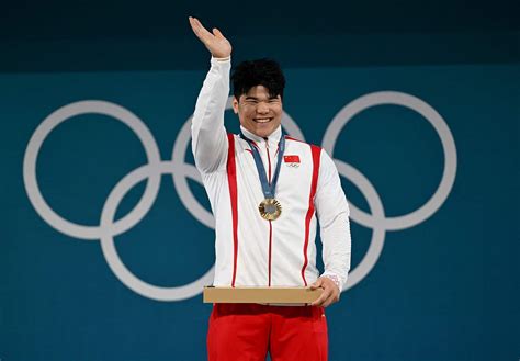 刘焕华兑现诺言改写历史 斩获中国男子举重大级别奥运首金 搜狐大视野 搜狐新闻