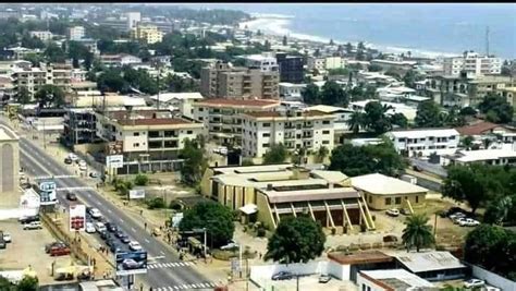 Monrovia Liberia Capital City Huisstijlen Reizen Condemn
