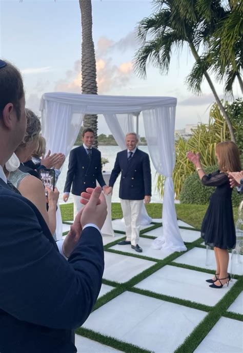 Broker Michael Lorber Weds In Intimate Florida Ceremony