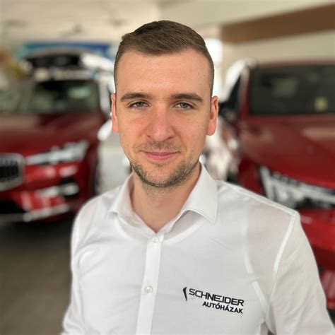 Kapcsolat Volvo Schneider Autóház