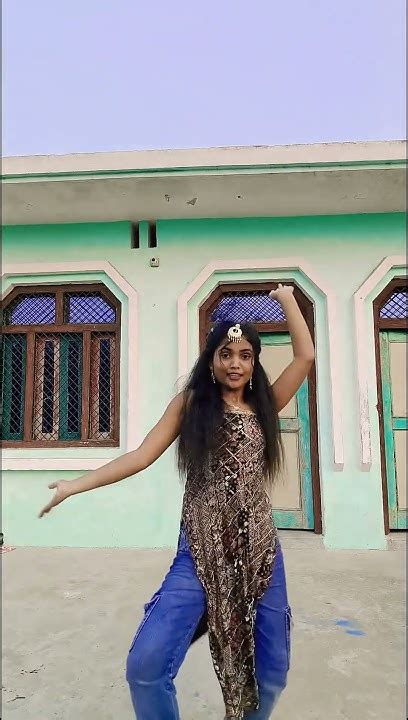 Shaky Shaky 🥰🫠😇 Trendingshorts Viralvideo Likeforlikes Viraldancevideo Youtubeshorts