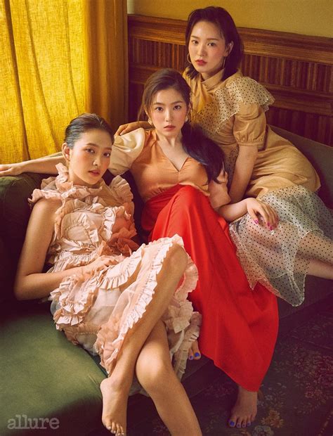 Red Velvet Yeri And Irene Rkfeets