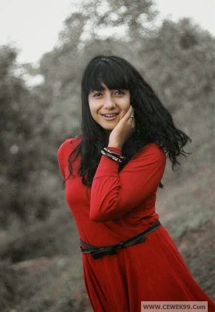 Generasi Bokep Bercinta Dengan Abg Tetangga Yang Masih Perawan