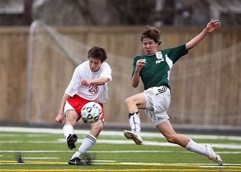 What Soccer Players Should Wear Under Jerseys And Shorts
