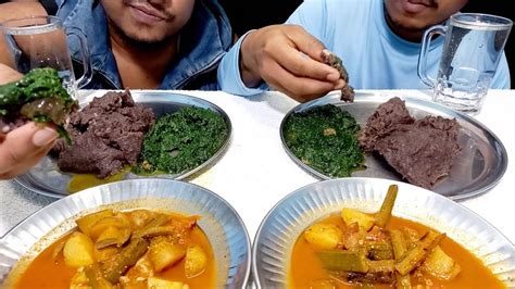 Kodo Ko Dhido Ra Sisnu And Aloo Bhindi Eating😋 Dhido And Sisnu Dhido😋