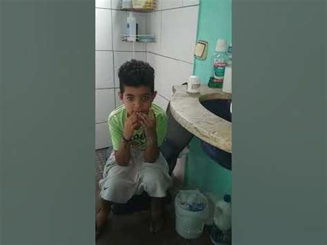 Meno Cagando Youtube