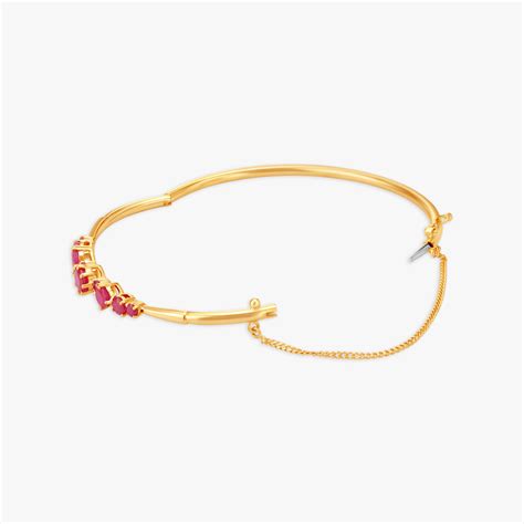 Classical Gold Bangle