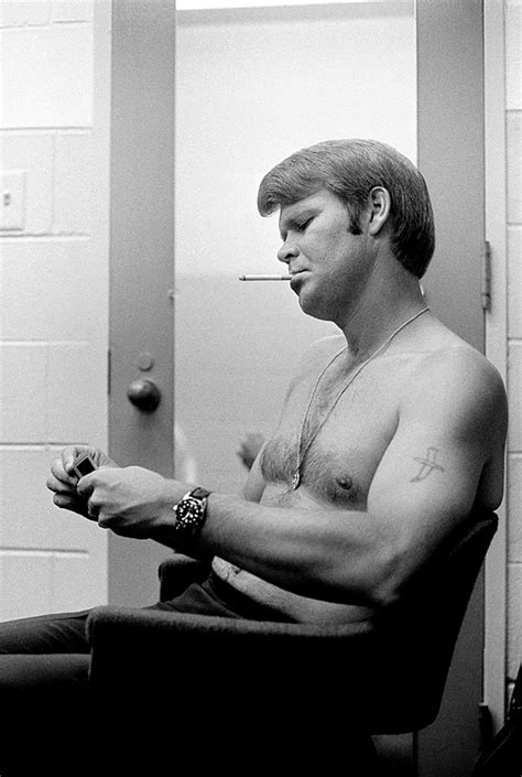 Welcome To Glenn Campbell Legendary Country Music