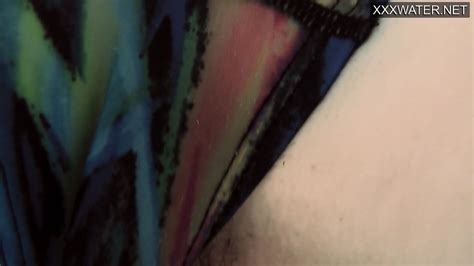 Young Babe Emie Amfibia Gets Orgasms In The Swimming Pool Eporner