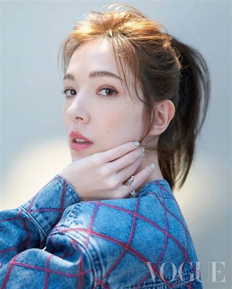 许玮甯最新大片恬静风趣 简约风穿搭眼睛会说话 搜狐大视野 搜狐新闻