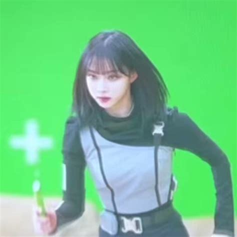 109☃️ On Twitter 아미친 김민정이 먹여주는 비하인드 개달달하당