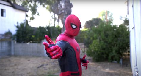 Electrified Tightening Spider Man Suit Shrinks To Fit User Nerdist