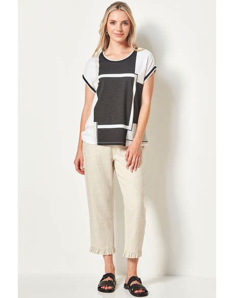 Frill Capri Pants Just Looking Verge S24 S24sale