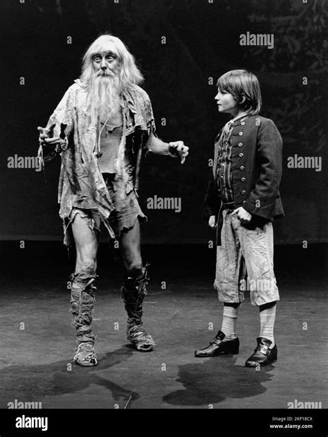 Spike Milligan Ben Gunn Jonathan Scott Taylor Jim Hawkins à