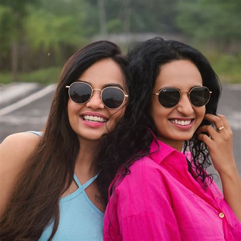 Vinaita Sivakumar Vinaita • Instagram Photos And Videos