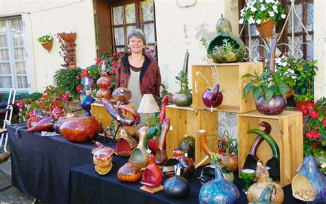 Des Joyaux De Calebasses Sans Cesse Renouvelés