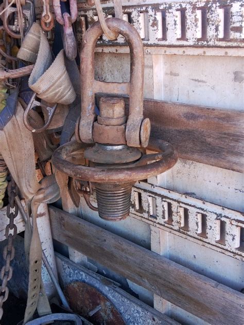 2 78 Hoisting Plug Beeman Equipment Sales