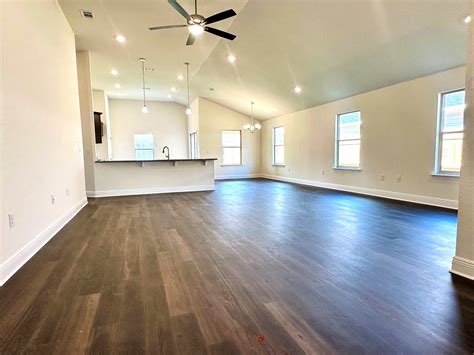 Stacy Wright Sales Manager Nmls 518604 Navarre Fl