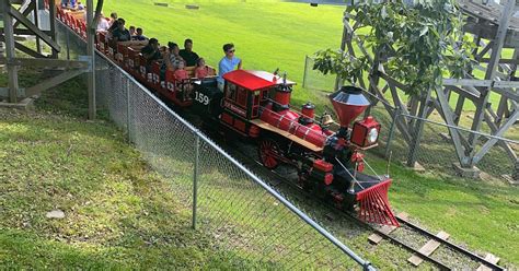 Quassy Express Train Quassy Amusement Park Guide