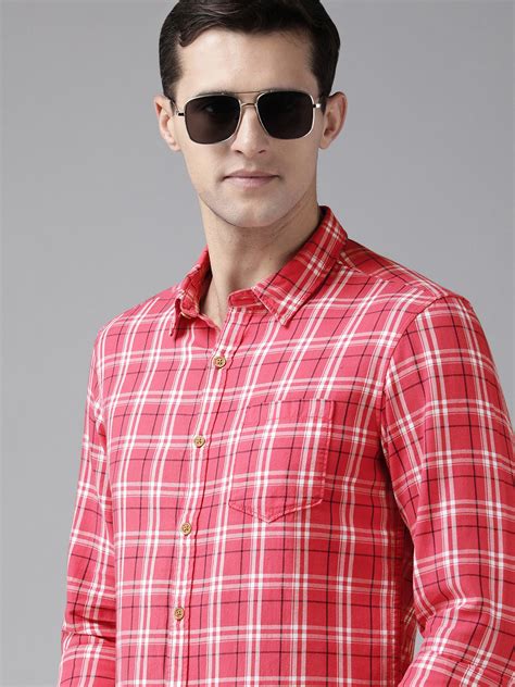 Buy Beat London By Pepe Jeans Men Coral Red And White Slim Fit Checked Pure Cotton Casual Shirt