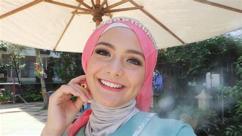 Foto Potret Amanda Rawles Saat Tampil Berhijab Cantiknya Bikin Pangling Foto