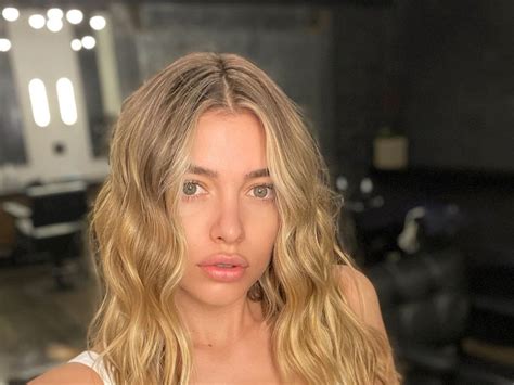 Monica Lee Sims Biography 23 Photos Age Height Real Name Instagram