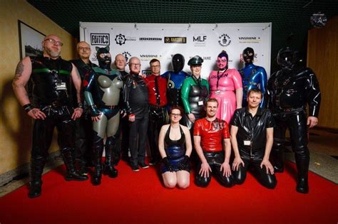 Das Efm 2023 „my Longest Fetish Event Ever“ Katzentatze