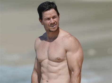 Mark Wahlberg Shows Off Abs Before His Workout Video Mens Variety