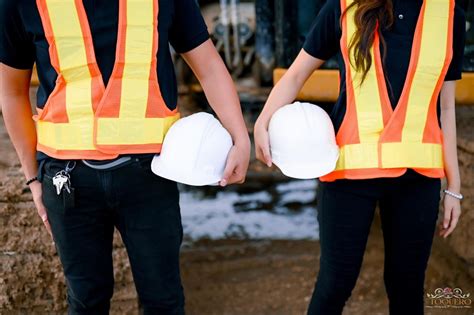 Engineering Theme Prenup Pre Wedding Poses Pre Wedding Photos Pre