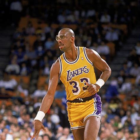 Secrets Of Kareem Abdul Jabbars Signature Sky Hook