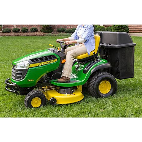 John Deere 100 Series Riding Lawn Mower Twin Bagger 42 In Bg20776 Rona