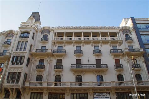 Madrid Sin Ir Mas Lejos Edificio Grassy